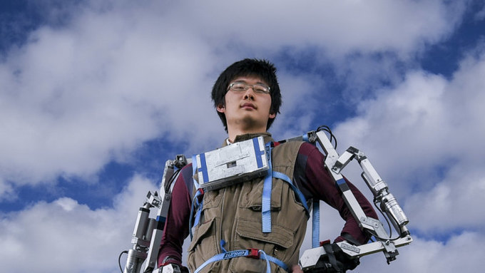 Alan's exoskeleton 'suit of armour' | eParentin...