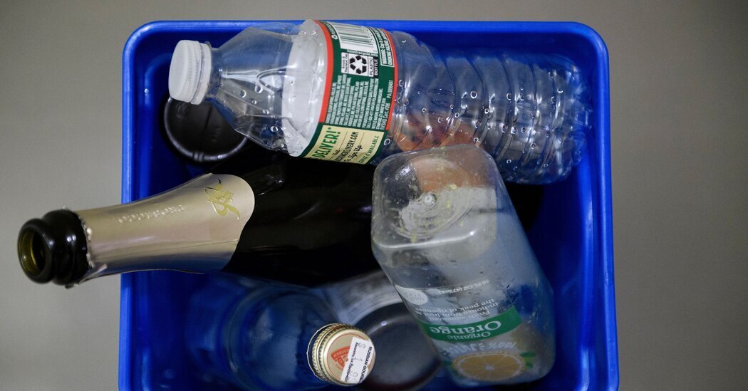 ‘Chasing Arrows’ Recycling Symbol I...