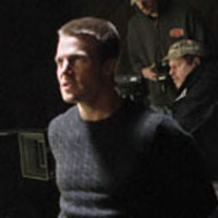 Arrow Unleashes New Clip, Behind-the-Scenes Pho...