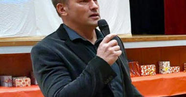 Tenay. Rue de la Gare, complexe hôtelier ...