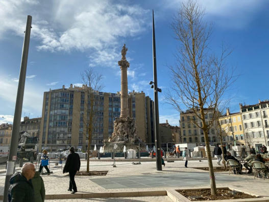 A Marseille, l'emblématique place Castel...