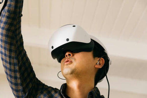 The PlayStation Goggles Are a Win for Gamers. N...