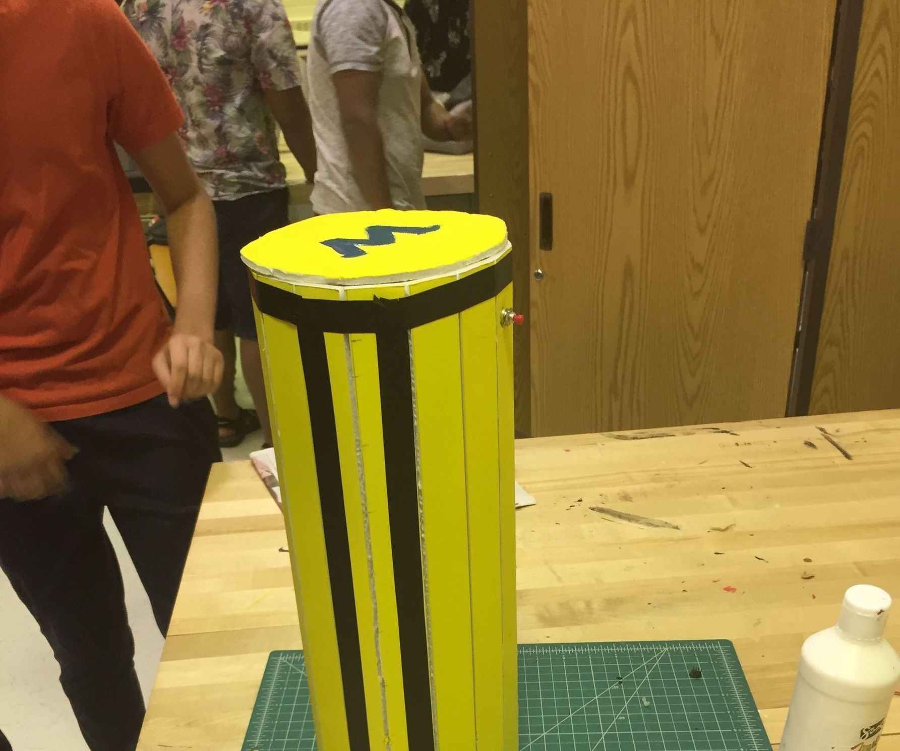 How to Build a Monsters INC. Scream Tank: 18 St...