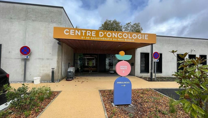 PHOTOS - Le nouveau centre d'oncologie et de ra...