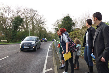 Grange Park parents say Hay Lane safety signs are urgently needed ...