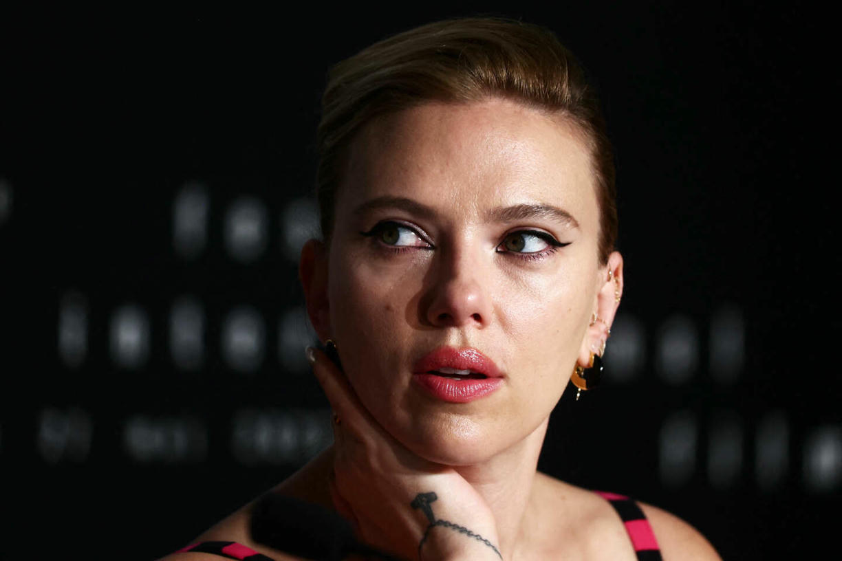Accusé par Scarlett Johansson d’av...