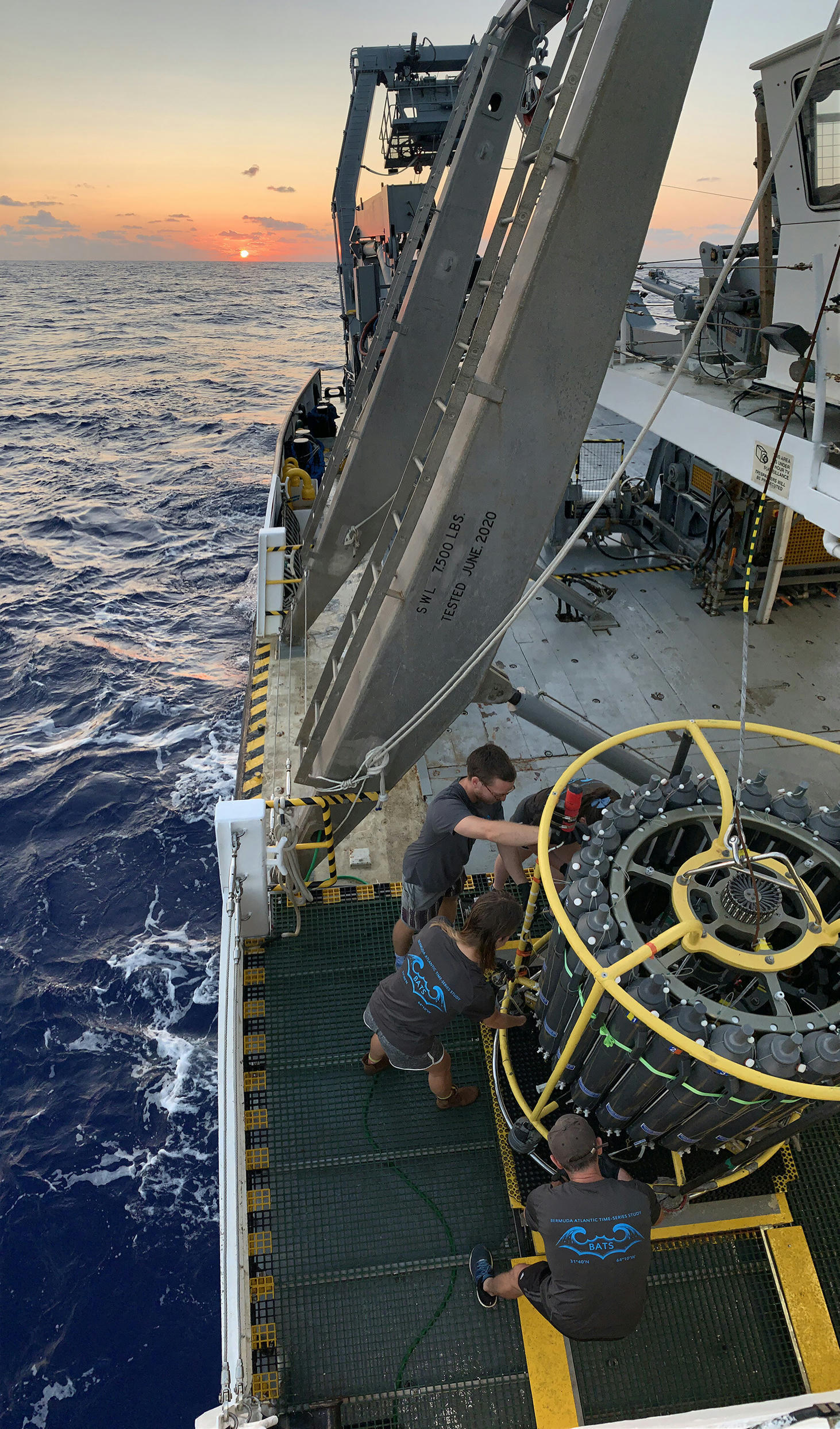Atlantic Ocean near Bermuda is warmer and more ...