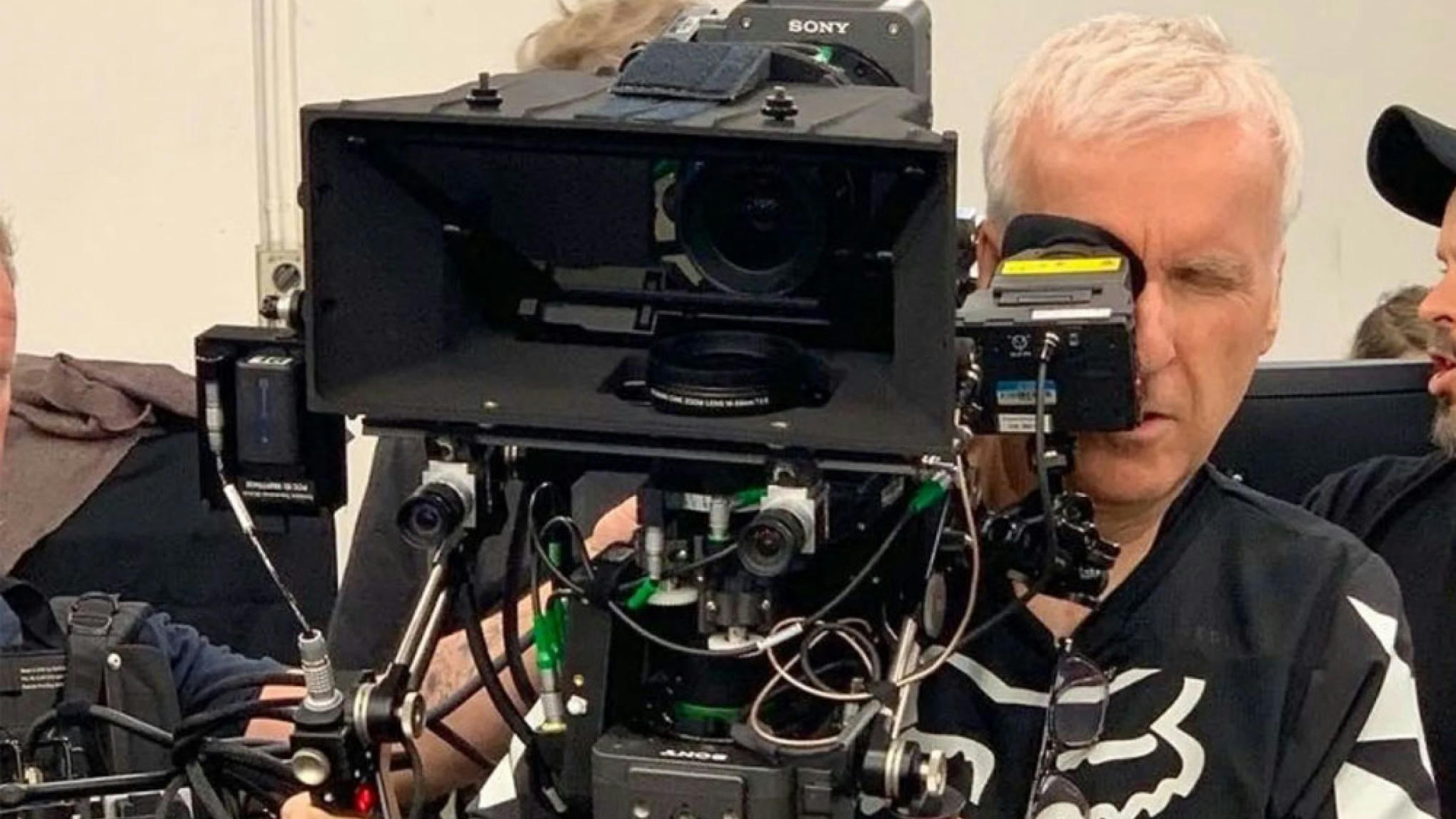 James Cameron Has Reinvented Underwater Cinemat...