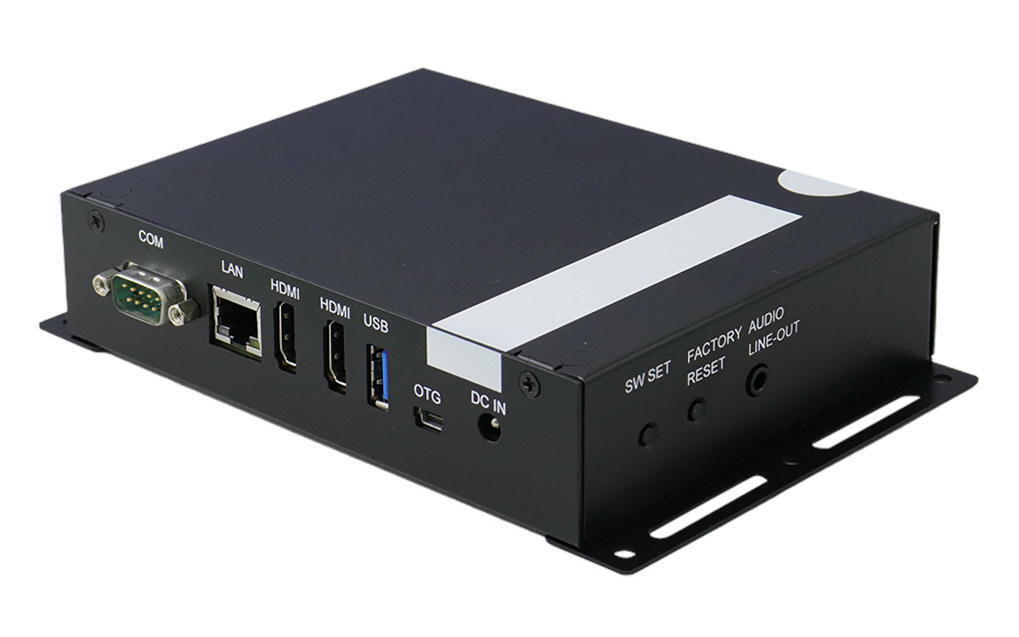 IBASE ISR500 fanless Edge AI computer and digit...