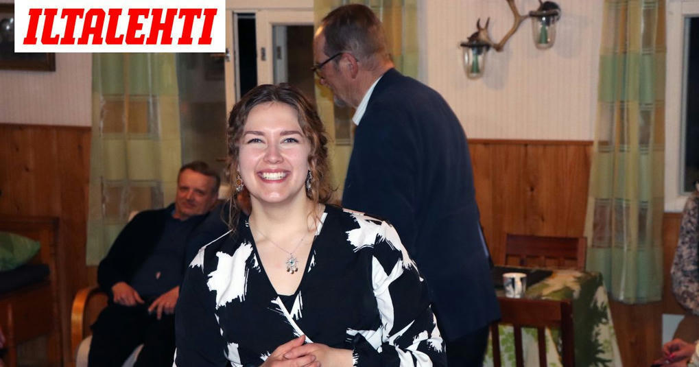 Nuorin kansanedustaja on 23-vuotias Olga Oinas-...