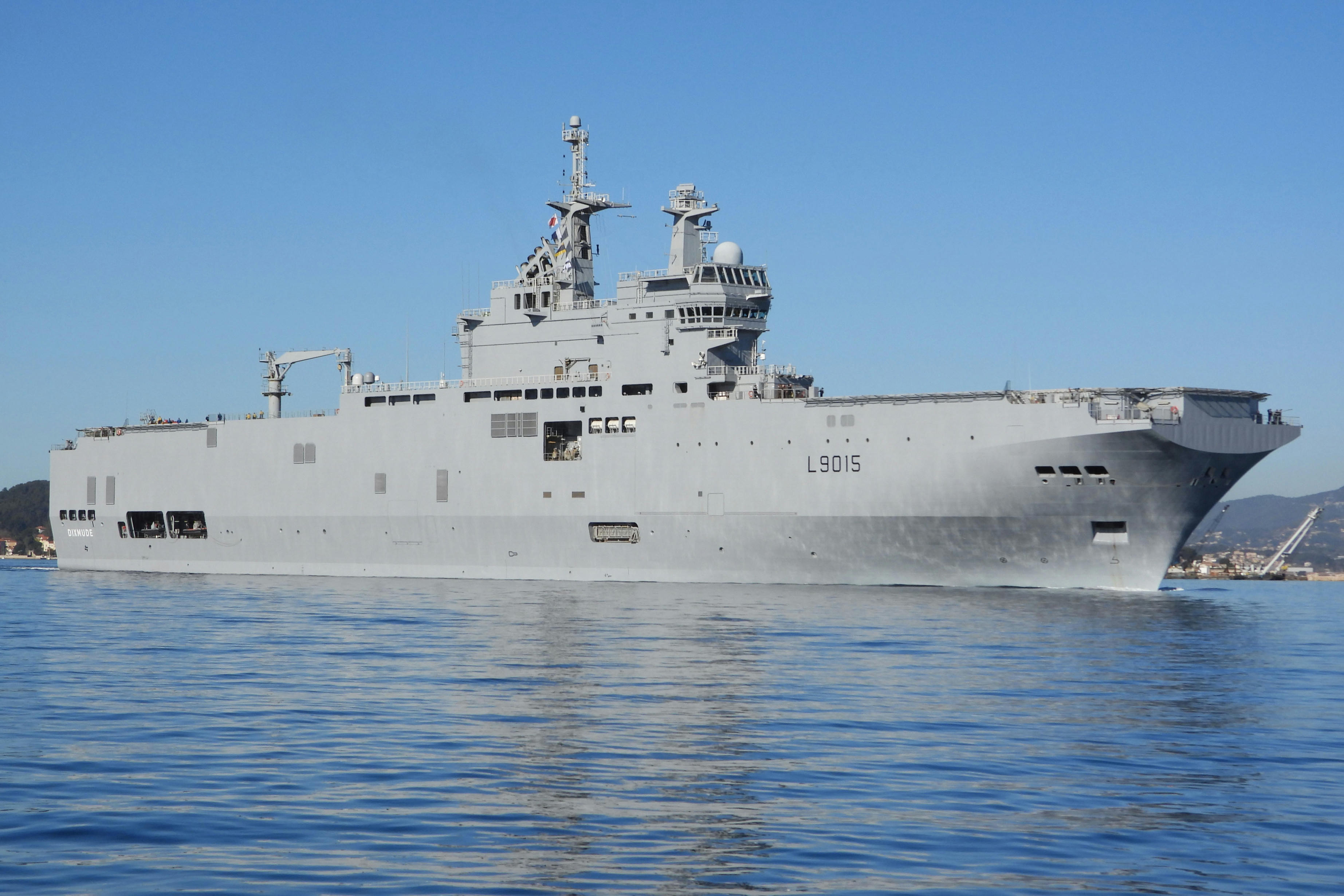 Le Dixmude en route vers la Norvège | DE...