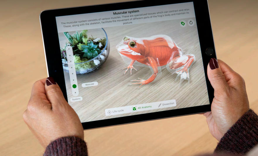Augmented Reality in Education: Apps and Lesson...