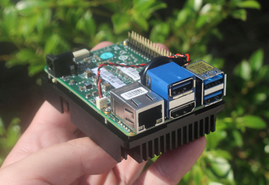 UP 7000 Intel Processor N100 fanless SBC review...