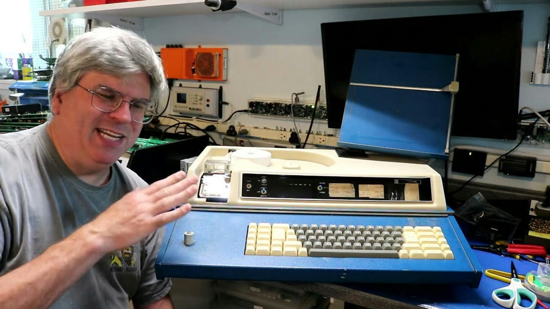 AKI Typesetter Keyboard/Punch repaired and auto...