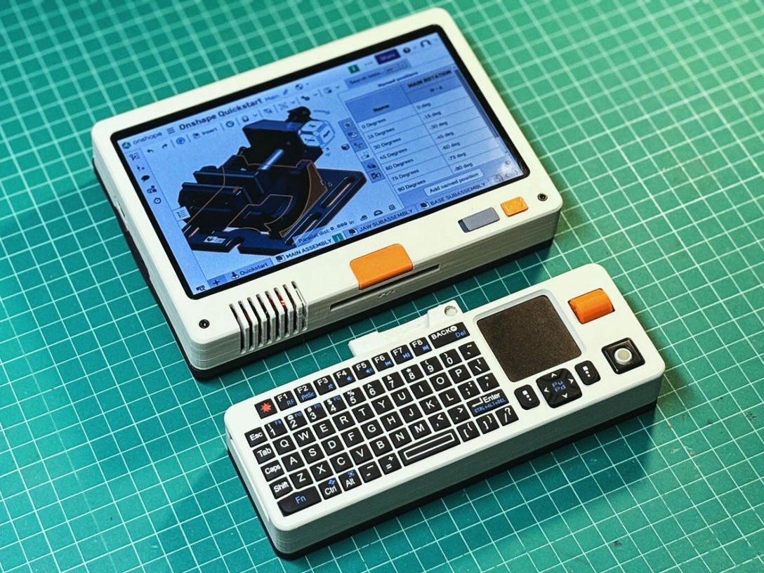 DIY modular cyberdeck could be the futuristic c...