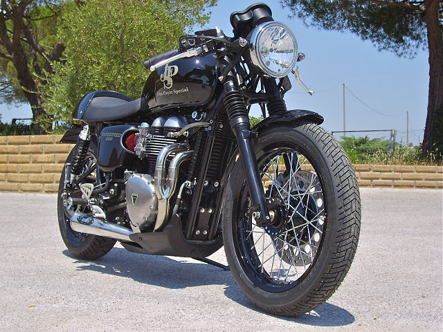 Triumph Thruxton John Player Special | Triumph ...