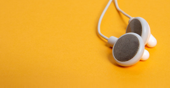 acapela box : type your text messages, turn the...