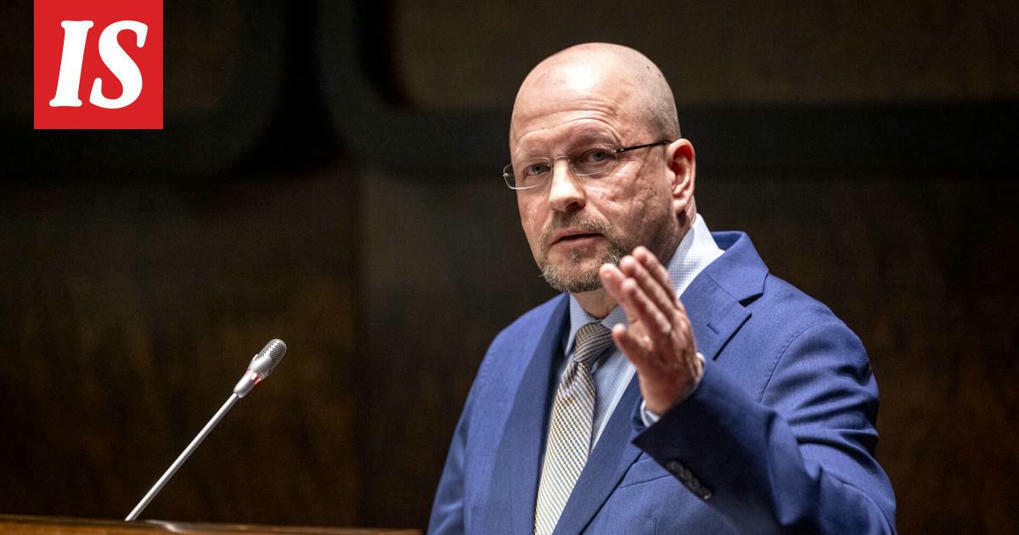 Poliisi: Timo Vornasta koskeva sisäinen se...