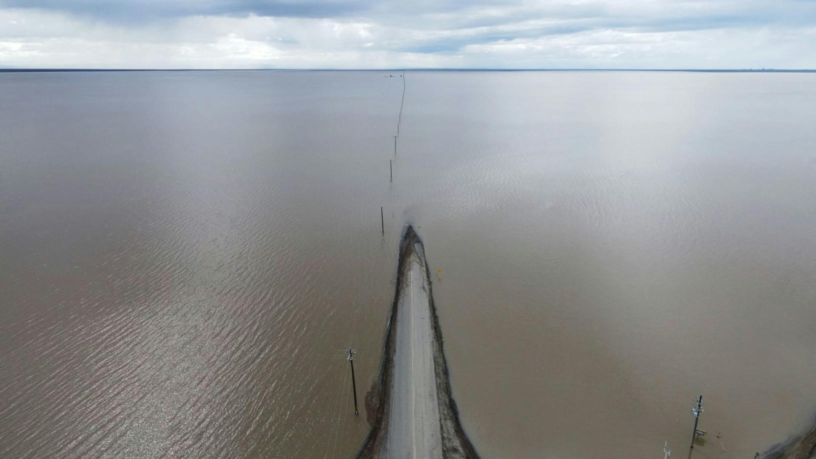 A long-dormant lake has reappeared in Californi...