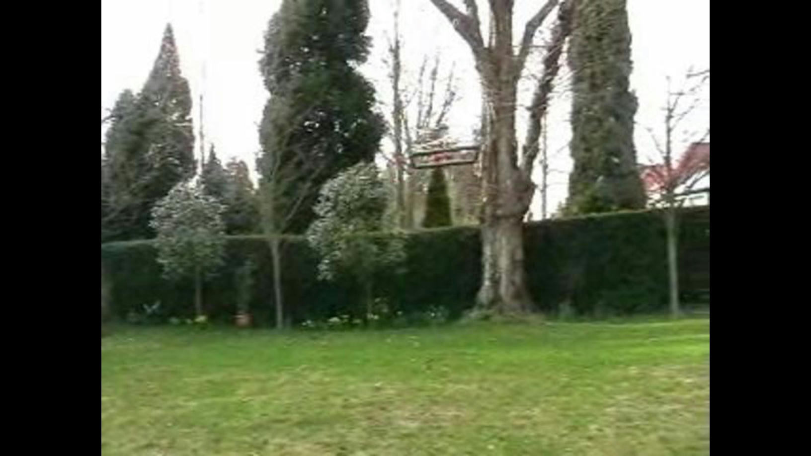 Outdoor flight of Arduino & Walkera UFO gyr...