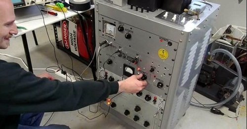 How-To: Operate a Homemade Scanning Electron Microscope | plantcellbiology