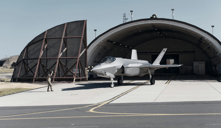 More U.S. F-35s Arrive in Japan | DEFENSE NEWS ...