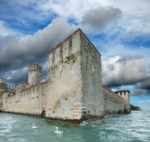 10 of the Most Beautiful Castles in Italy | Things From Italy